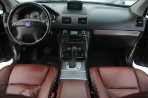 Grey Volvo XC90 2007 in Riga, with an engine capacity of 2.40 L and mileage of 342 thousand km for 5390 €, photo 12 on AUTOMOTO.COM.LV