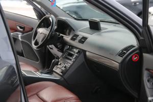 Grey Volvo XC90 2007 in Riga, with an engine capacity of 2.40 L and mileage of 342 thousand km for 5390 €, photo 17 on AUTOMOTO.COM.LV