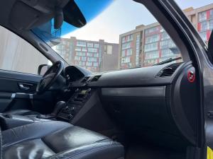 Grey Volvo XC90 2007 in Riga, with an engine capacity of 2.40 L and mileage of 342 thousand km for 5290 €, photo 16 on AUTOMOTO.COM.LV