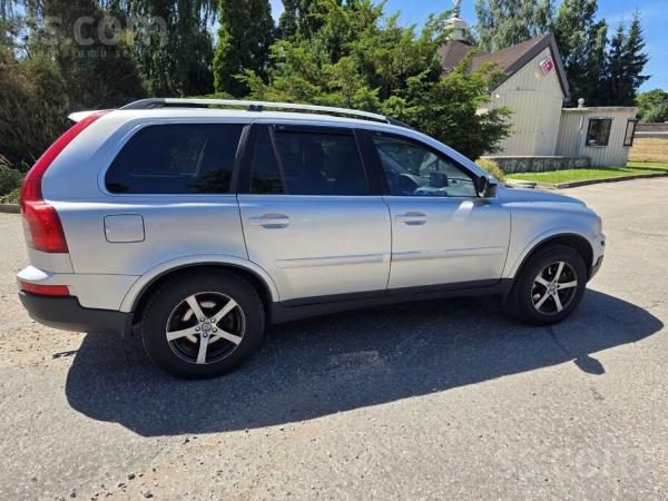 Pelēks Volvo XC90 2007 Rīga, ar dzinēja tilpumu 2.40 L un nobraukumu 333 tūkst. km par 4200 €, foto 1 vietnē AUTOMOTO.COM.LV