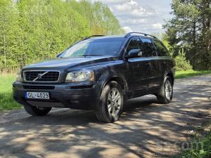 Grey Volvo XC90 2007 in Riga, with an engine capacity of 2.50 L and mileage of 469 thousand km for 5500 €, photo 3 on AUTOMOTO.COM.LV