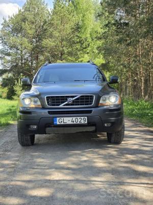 Grey Volvo XC90 2007 in Riga, with an engine capacity of 2.50 L and mileage of 469 thousand km for 5500 €, photo 4 on AUTOMOTO.COM.LV