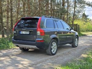 Grey Volvo XC90 2007 in Riga, with an engine capacity of 2.50 L and mileage of 469 thousand km for 5500 €, photo 6 on AUTOMOTO.COM.LV