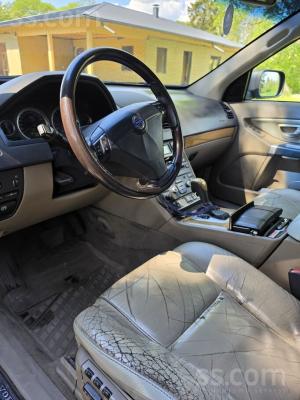 Grey Volvo XC90 2007 in Riga, with an engine capacity of 2.50 L and mileage of 469 thousand km for 5500 €, photo 9 on AUTOMOTO.COM.LV