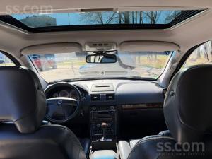 Grey Volvo XC90 2007 in Jelgava, with an engine capacity of 2.40 L and mileage of 243 thousand km for 6490 €, photo 13 on AUTOMOTO.COM.LV