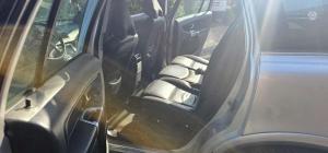 Grey Volvo XC90 2007 in Vilnius, with an engine capacity of 2.40 L and mileage of 432 thousand km for 3950 €, photo 5 on AUTOMOTO.COM.LV