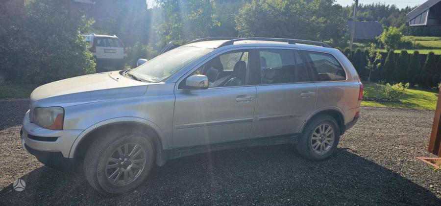Grey Volvo XC90 2007 in Vilnius, with an engine capacity of 2.40 L and mileage of 432 thousand km for 3950 €, photo 10 on AUTOMOTO.COM.LV