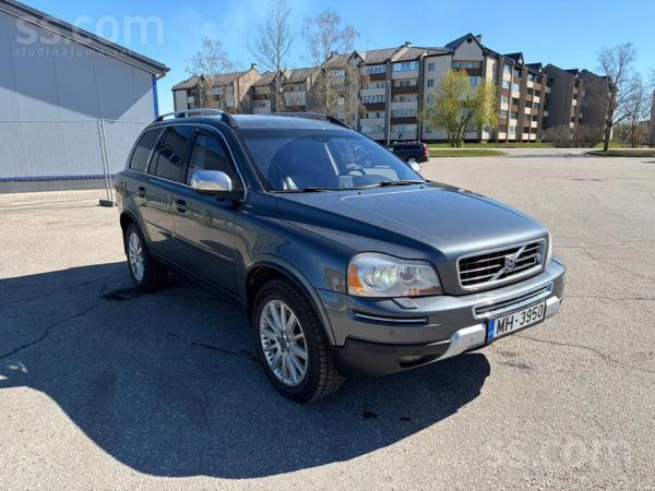 Grey Volvo XC90 2007 in Riga, with an engine capacity of 4.40 L and mileage of 320 thousand km for 7750 €, photo 2 on AUTOMOTO.COM.LV