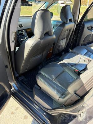 Grey Volvo XC90 2007 in Riga, with an engine capacity of 4.40 L and mileage of 320 thousand km for 7750 €, photo 7 on AUTOMOTO.COM.LV