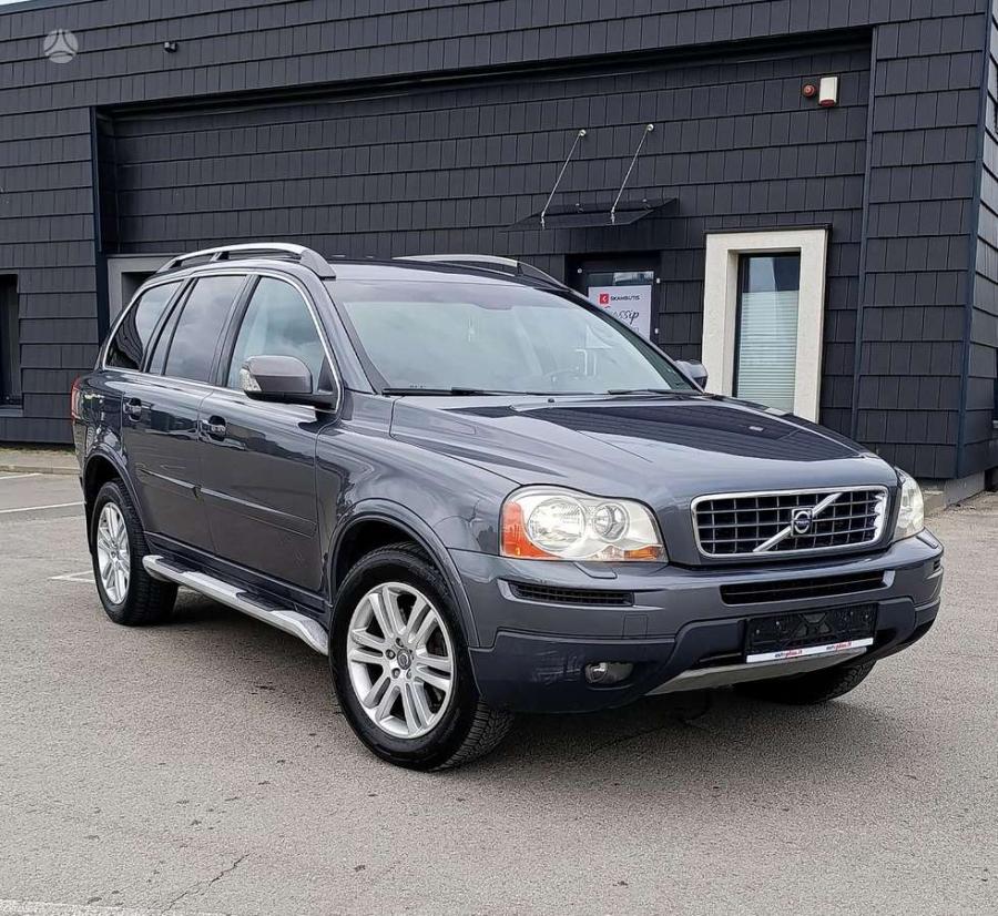 Pelēks Volvo XC90 2007 Kauņa, ar dzinēja tilpumu 2.40 L un nobraukumu 293 tūkst. km par 4950 €, foto 1 vietnē AUTOMOTO.COM.LV