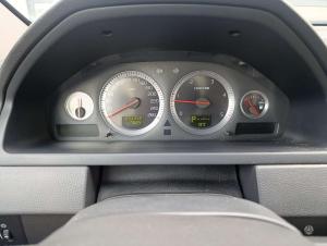 Pelēks Volvo XC90 2007 Kauņa, ar dzinēja tilpumu 2.40 L un nobraukumu 293 tūkst. km par 4950 €, foto 13 vietnē AUTOMOTO.COM.LV