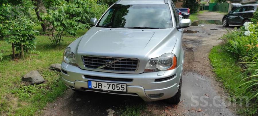 Pelēks Volvo XC90 2007 Rīga, ar dzinēja tilpumu 2.40 L un nobraukumu 353 tūkst. km par 5450 €, foto 1 vietnē AUTOMOTO.COM.LV