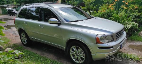 Pelēks Volvo XC90 2007 Rīga, ar dzinēja tilpumu 2.40 L un nobraukumu 353 tūkst. km par 5450 €, foto 2 vietnē AUTOMOTO.COM.LV