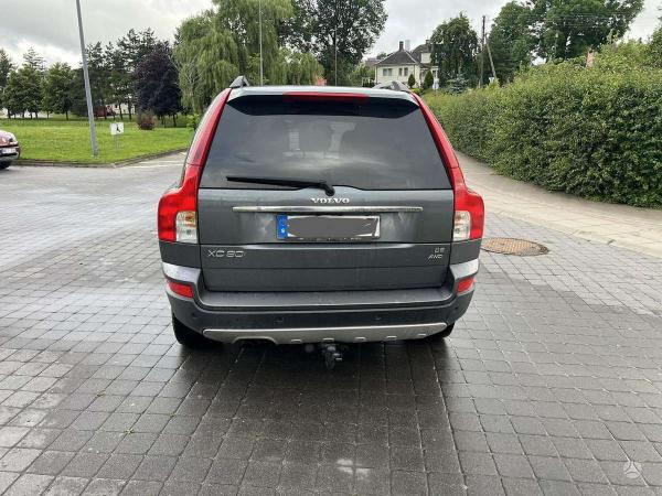 Pelēks Volvo XC90 2007 Telšiai, ar dzinēja tilpumu 2.40 L un nobraukumu 333 tūkst. km par 3650 €, foto 4 vietnē AUTOMOTO.COM.LV