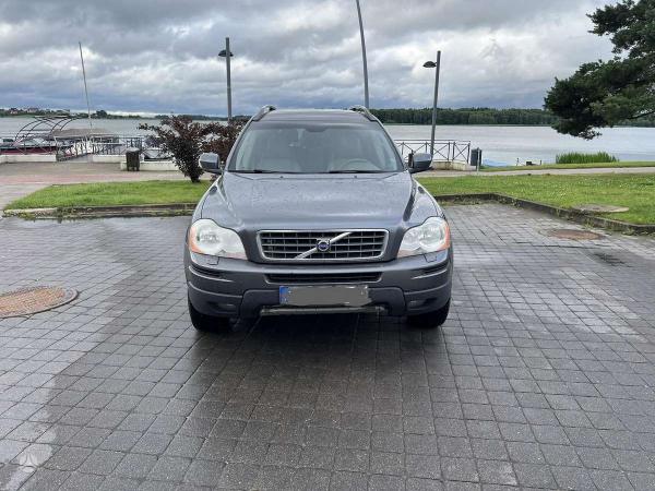 Pelēks Volvo XC90 2007 Telšiai, ar dzinēja tilpumu 2.40 L un nobraukumu 333 tūkst. km par 3650 €, foto 8 vietnē AUTOMOTO.COM.LV