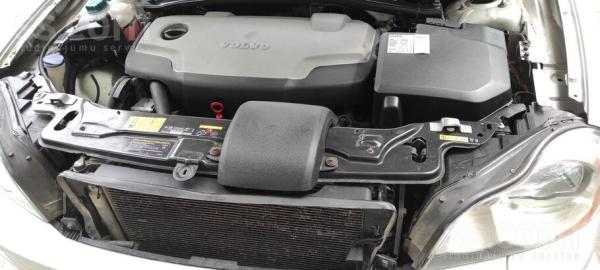 Pelēks Volvo XC90 2007 Rīga, ar dzinēja tilpumu 2.40 L un nobraukumu 353 tūkst. km par 4950 €, foto 9 vietnē AUTOMOTO.COM.LV