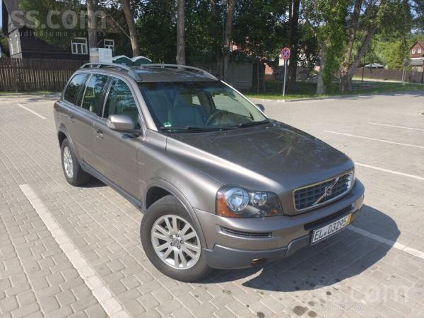 Pelēks Volvo XC90 2007 Ludza, ar dzinēja tilpumu 2.40 L un nobraukumu 260 tūkst. km par 5350 €, foto 3 vietnē AUTOMOTO.COM.LV