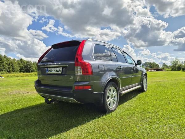 Серый Вольво ХС90 2007 в Салдус, объемом двигателя 2.40 л и пробегом 333 тыс. км за 6000 €, фото 2 на AUTOMOTO.COM.LV