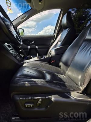 Grey Volvo XC90 2007 in Saldus, with an engine capacity of 2.40 L and mileage of 333 thousand km for 6000 €, photo 6 on AUTOMOTO.COM.LV