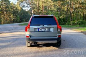 Grey Volvo XC90 2007 in Daugavpils, with an engine capacity of 2.40 L and mileage of 338 thousand km for 3900 €, photo 6 on AUTOMOTO.COM.LV