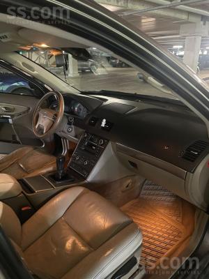 Pelēks Volvo XC90 2007 Rīga, ar dzinēja tilpumu 2.40 L un nobraukumu 197 tūkst. km par 4300 €, foto 6 vietnē AUTOMOTO.COM.LV