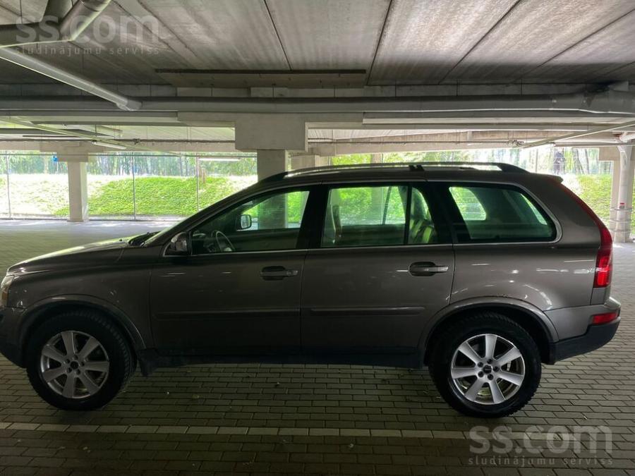 Pelēks Volvo XC90 2007 Rīga, ar dzinēja tilpumu 2.40 L un nobraukumu 197 tūkst. km par 4300 €, foto 12 vietnē AUTOMOTO.COM.LV