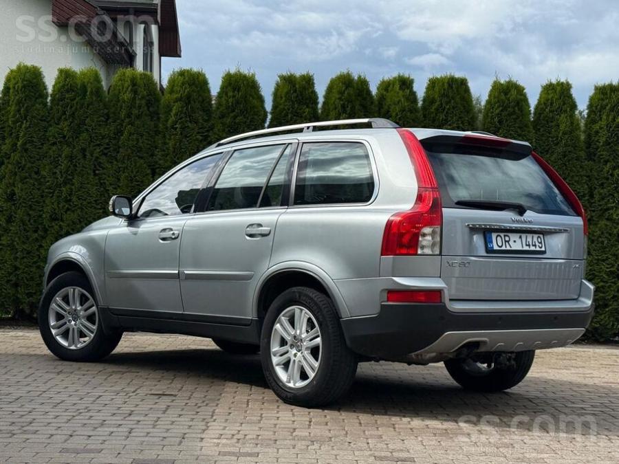 Pelēks Volvo XC90 2007 Jelgava, ar dzinēja tilpumu 2.40 L un nobraukumu 0 tūkst. km par 7150 €, foto 5 vietnē AUTOMOTO.COM.LV