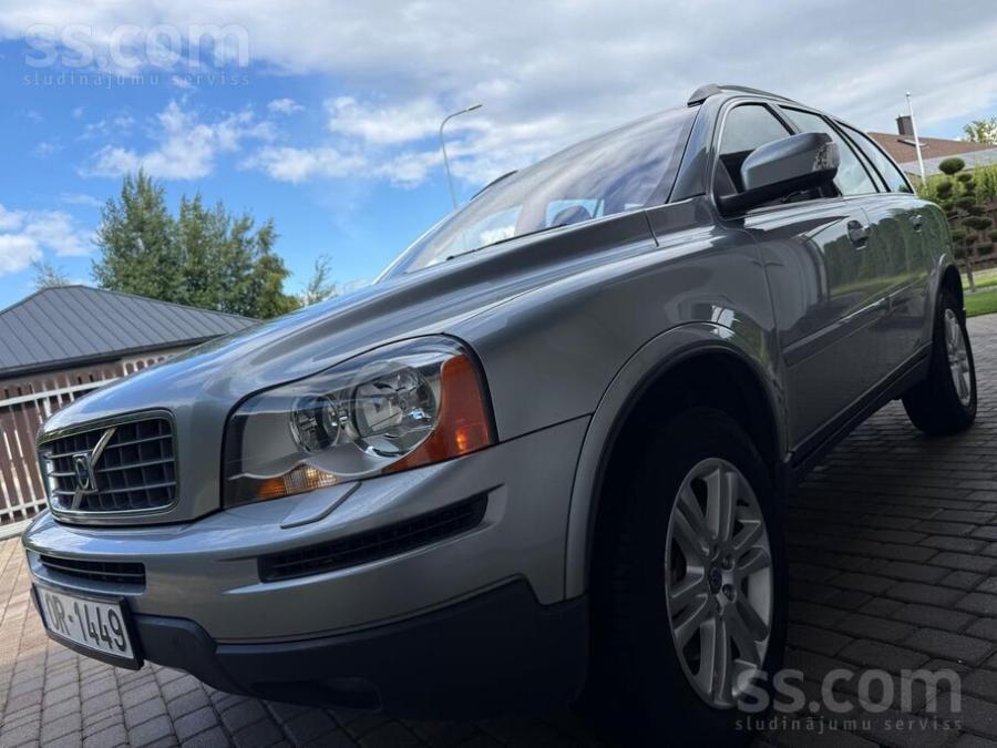 Pelēks Volvo XC90 2007 Jelgava, ar dzinēja tilpumu 2.40 L un nobraukumu 0 tūkst. km par 7150 €, foto 8 vietnē AUTOMOTO.COM.LV