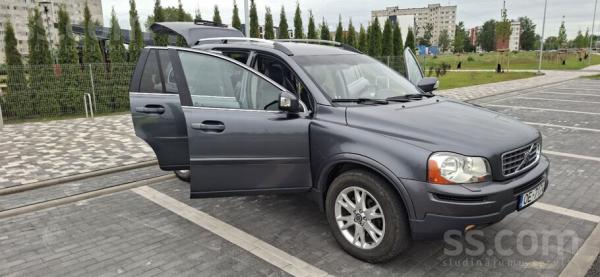 Pelēks Volvo XC90 2007 Jelgava, ar dzinēja tilpumu 2.40 L un nobraukumu 260 tūkst. km par 6500 €, foto 10 vietnē AUTOMOTO.COM.LV