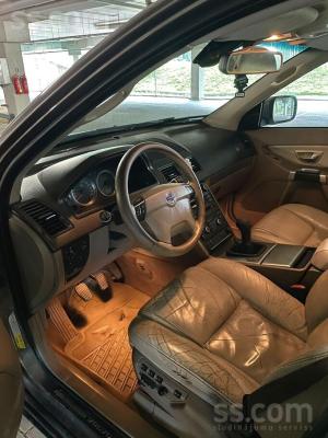 Grey Volvo XC90 2007 in Riga, with an engine capacity of 2.40 L and mileage of 196 thousand km for 3650 €, photo 7 on AUTOMOTO.COM.LV