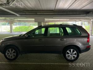 Grey Volvo XC90 2007 in Riga, with an engine capacity of 2.40 L and mileage of 196 thousand km for 3650 €, photo 10 on AUTOMOTO.COM.LV