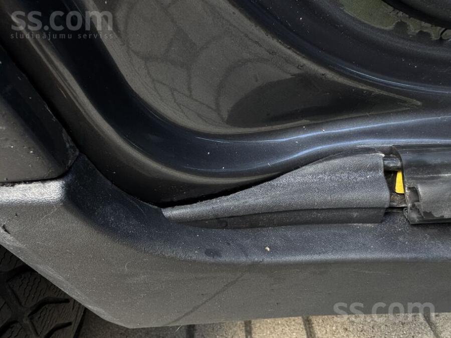 Pelēks Volvo XC90 2007 Rīga, ar dzinēja tilpumu 2.40 L un nobraukumu 317 tūkst. km par 5390 €, foto 9 vietnē AUTOMOTO.COM.LV