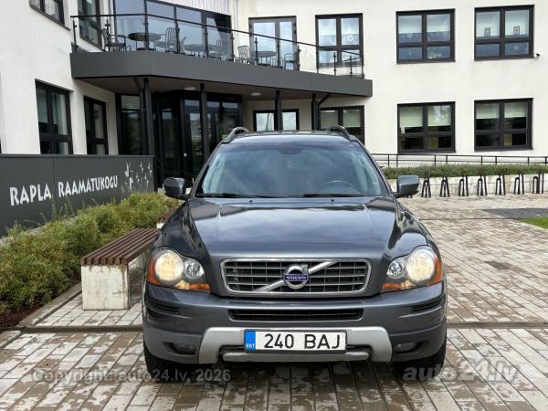 Pelēks Volvo XC90 2007 Rapla, ar dzinēja tilpumu 2.40 L un nobraukumu 264 tūkst. km par 6000 €, foto 8 vietnē AUTOMOTO.COM.LV