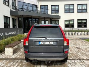 Pelēks Volvo XC90 2007 Rapla, ar dzinēja tilpumu 2.40 L un nobraukumu 264 tūkst. km par 6000 €, foto 9 vietnē AUTOMOTO.COM.LV