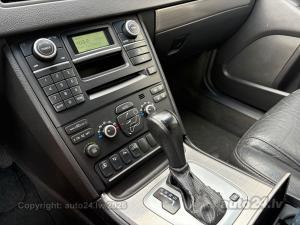 Pelēks Volvo XC90 2007 Rapla, ar dzinēja tilpumu 2.40 L un nobraukumu 264 tūkst. km par 6000 €, foto 15 vietnē AUTOMOTO.COM.LV