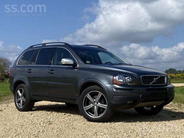 Серый Вольво ХС90 2007 в Рига, объемом двигателя 2.40 л и пробегом 320 тыс. км за 5250 €, фото 1 на AUTOMOTO.COM.LV