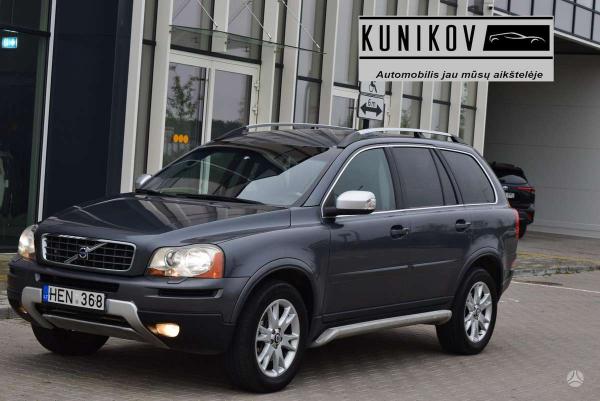 Volvo XC90 2007 in Vilnius on AUTOMOTO.COM.LV Grey Volvo XC90 2007 in Vilnius, with an engine capacity of 2.40 L and mileage of 427 thousand km for 4500 €, photo 1 on AUTOMOTO.COM.LV