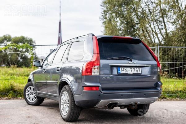 Volvo XC90 2007 Rīga vietnē Pelēks Volvo XC90 2007 Rīga, ar dzinēja tilpumu 2.40 L un nobraukumu 413 tūkst. km par 4990 €, foto 8 vietnē AUTOMOTO.COM.LV