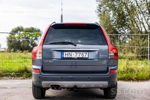 Volvo XC90 2007 Rīga vietnē Pelēks Volvo XC90 2007 Rīga, ar dzinēja tilpumu 2.40 L un nobraukumu 413 tūkst. km par 4990 €, foto 9 vietnē AUTOMOTO.COM.LV
