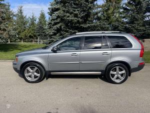 Grey Volvo XC90 2007 in Siauliai, with an engine capacity of 2.40 L and mileage of 298 thousand km for 6199 €, photo 3 on AUTOMOTO.COM.LV