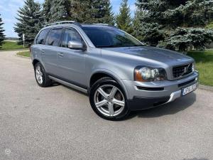 Grey Volvo XC90 2007 in Siauliai, with an engine capacity of 2.40 L and mileage of 298 thousand km for 6199 €, photo 8 on AUTOMOTO.COM.LV