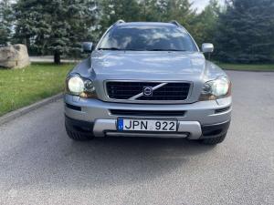 Grey Volvo XC90 2007 in Siauliai, with an engine capacity of 2.40 L and mileage of 298 thousand km for 6199 €, photo 9 on AUTOMOTO.COM.LV