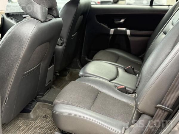 Volvo XC90 2007 Rīga vietnē Pelēks Volvo XC90 2007 Rīga, ar dzinēja tilpumu 2.40 L un nobraukumu 465 tūkst. km par 3790 €, foto 7 vietnē AUTOMOTO.COM.LV