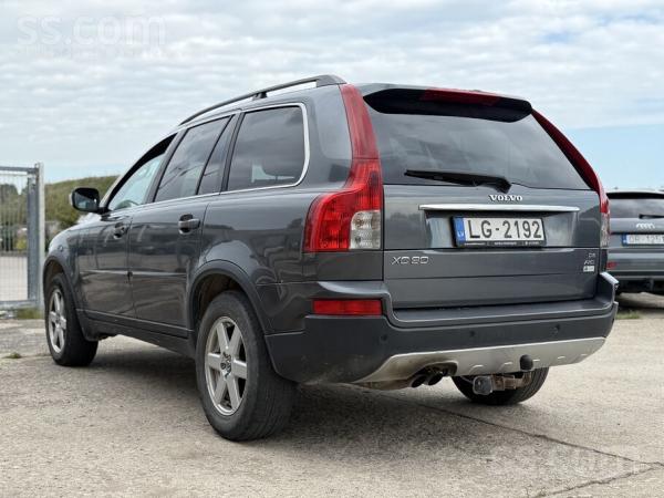 Volvo XC90 2007 Rīga vietnē Pelēks Volvo XC90 2007 Rīga, ar dzinēja tilpumu 2.40 L un nobraukumu 465 tūkst. km par 3790 €, foto 8 vietnē AUTOMOTO.COM.LV