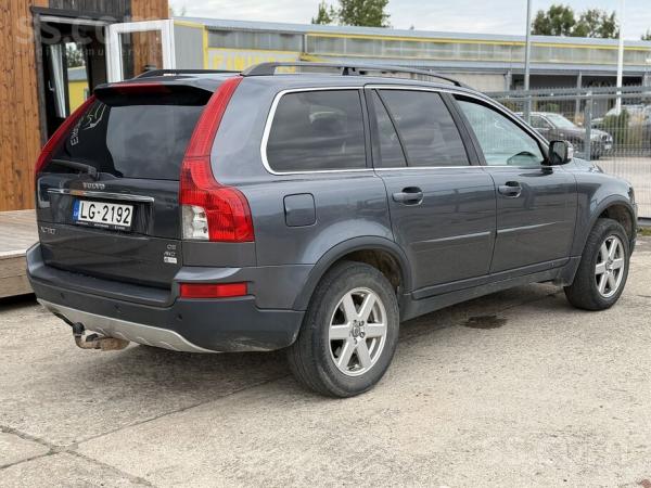 Volvo XC90 2007 Rīga vietnē Pelēks Volvo XC90 2007 Rīga, ar dzinēja tilpumu 2.40 L un nobraukumu 465 tūkst. km par 3790 €, foto 10 vietnē AUTOMOTO.COM.LV
