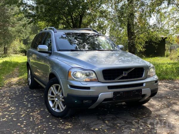 Volvo XC90 2007 in Riga on AUTOMOTO.COM.LV Grey Volvo XC90 2007 in Riga, with an engine capacity of 2.40 L and mileage of 297 thousand km for 5550 €, photo 7 on AUTOMOTO.COM.LV