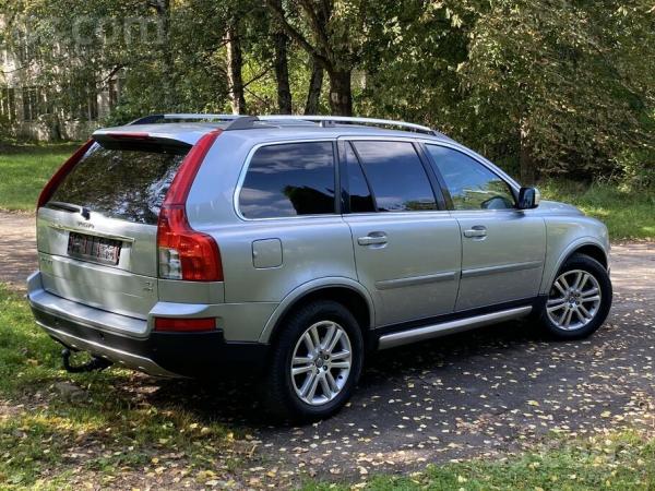 Volvo XC90 2007 in Riga on AUTOMOTO.COM.LV Grey Volvo XC90 2007 in Riga, with an engine capacity of 2.40 L and mileage of 297 thousand km for 5550 €, photo 10 on AUTOMOTO.COM.LV