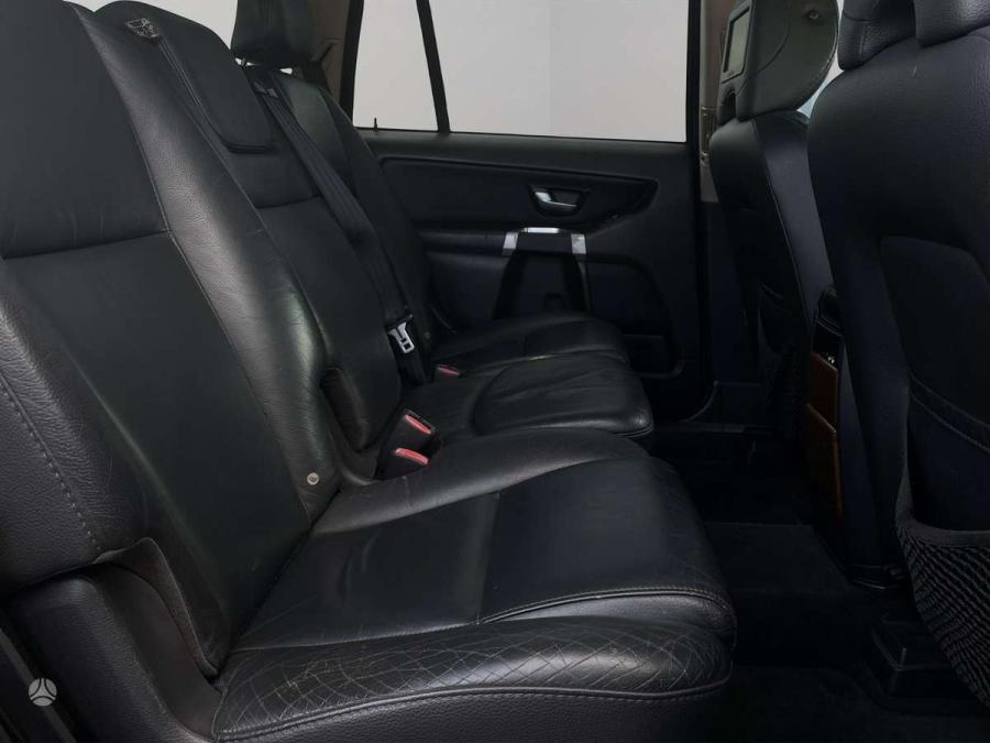 Grey Volvo XC90 2007 in Vilnius, with an engine capacity of 3.20 L and mileage of 343 thousand km for 6499 €, photo 11 on AUTOMOTO.COM.LV
