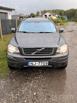 Pelēks Volvo XC90 2007 Rīga, ar dzinēja tilpumu 2.40 L un nobraukumu 301 tūkst. km par 4900 €, foto  vietnē AUTOMOTO.COM.LV