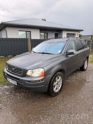 Grey Volvo XC90 2007 in Riga, with an engine capacity of 2.40 L and mileage of 301 thousand km for 4900 €, photo 5 on AUTOMOTO.COM.LV